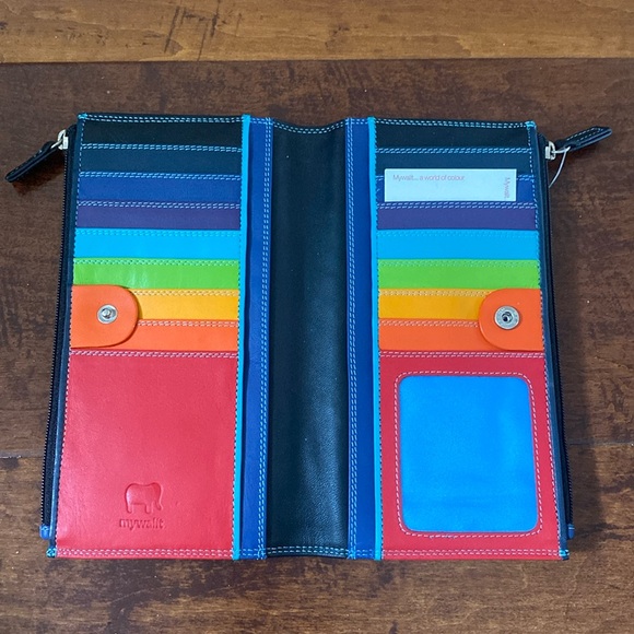 mywalit | Bags | Mywalit Multi Bifold Wallet | Poshmark